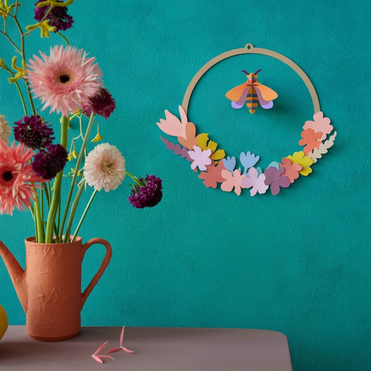 Enhance Your Urban Home Décor with Meadow Wreath – Plantify - Urban Nursery